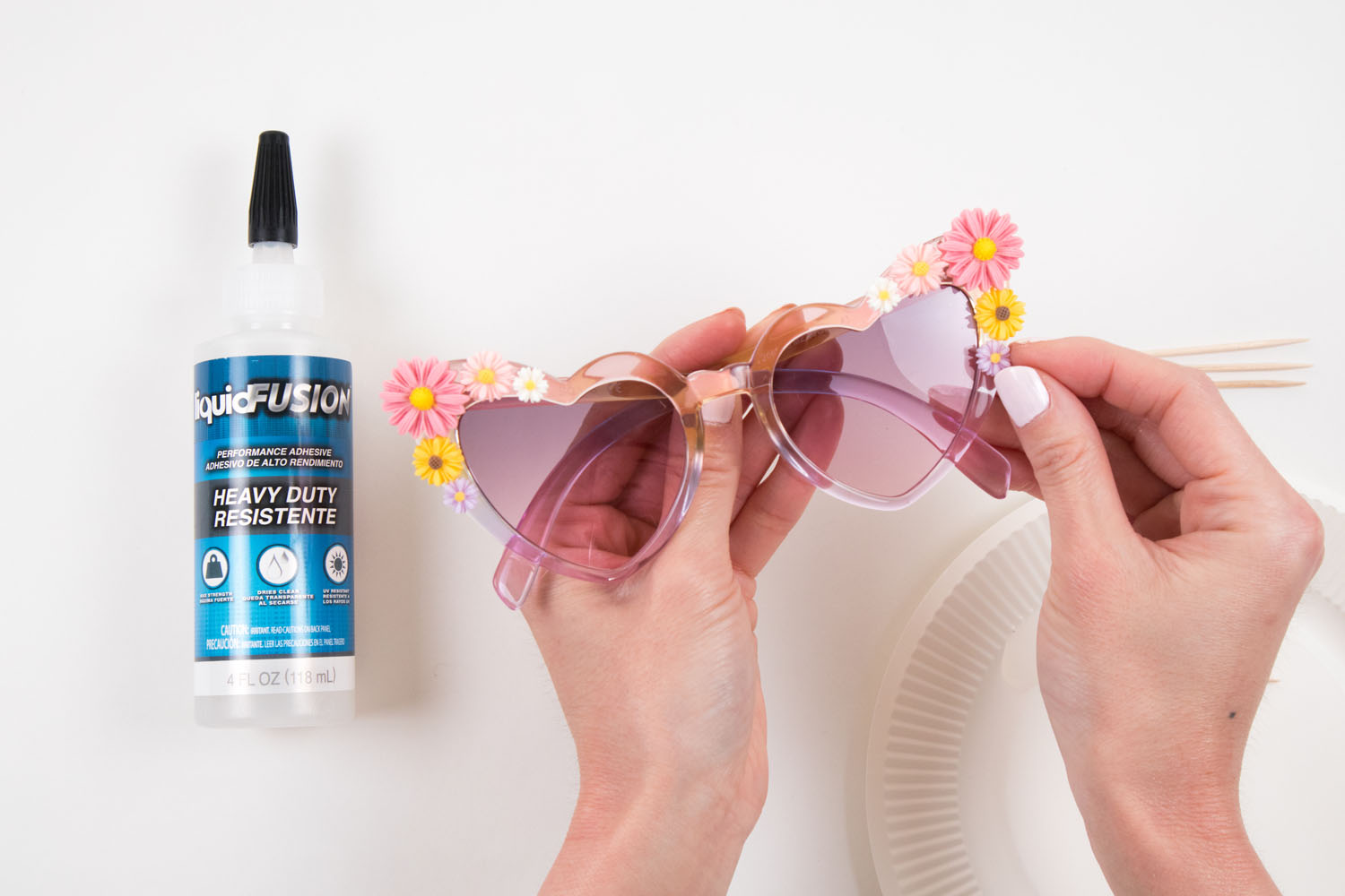 Freshly Fuji - DIY DIY Rhinestone Sunglasses